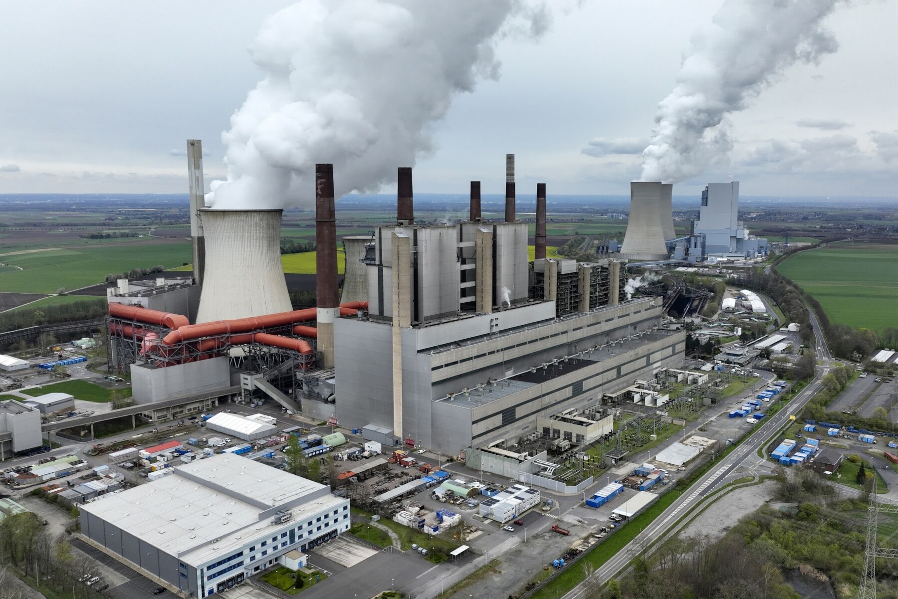 Germany brings back mothballed coal plants to help keep lights on - TEA